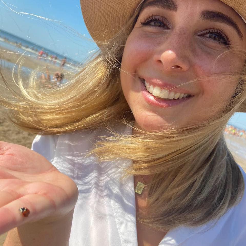 Victoire Arzouni, Conseil en fleurs de Bach, Réflexologie, Cabinet à ...